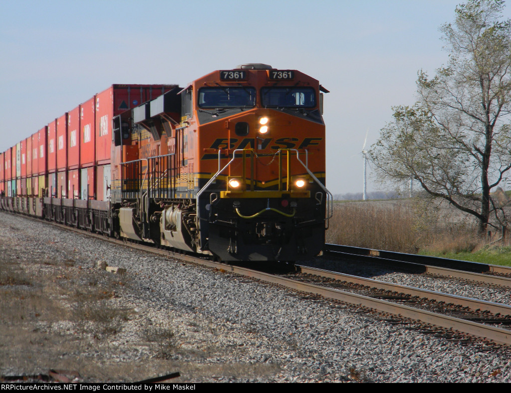 BNSF 7361